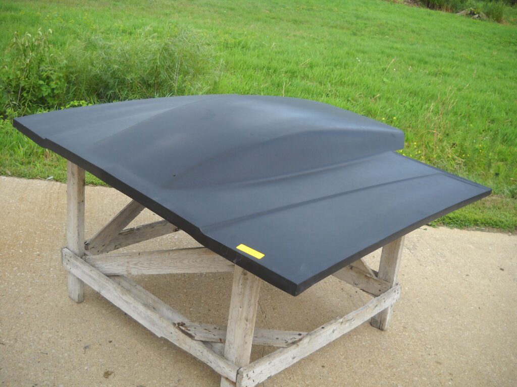 Car Front Hood in Matt Finish - GLASSTEK